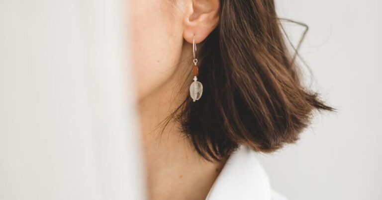 【一年頑張ったご褒美に♡】20代・30代におすすめな「ハイブランドピアス」予算別12選！ - floatbyl
