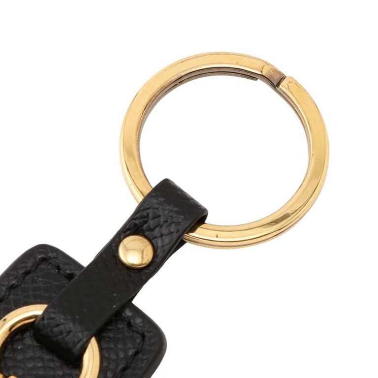 今までもこれからも愛されるフェラガモの「ガンチーニ」とは？人気デザインと併せてご紹介！ - floatbyl